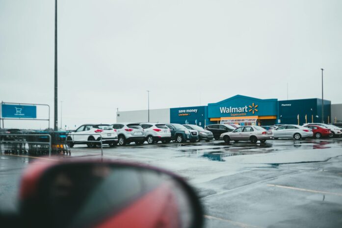 What Time Does Money Center at Walmart Close Today? See Store Hours ...